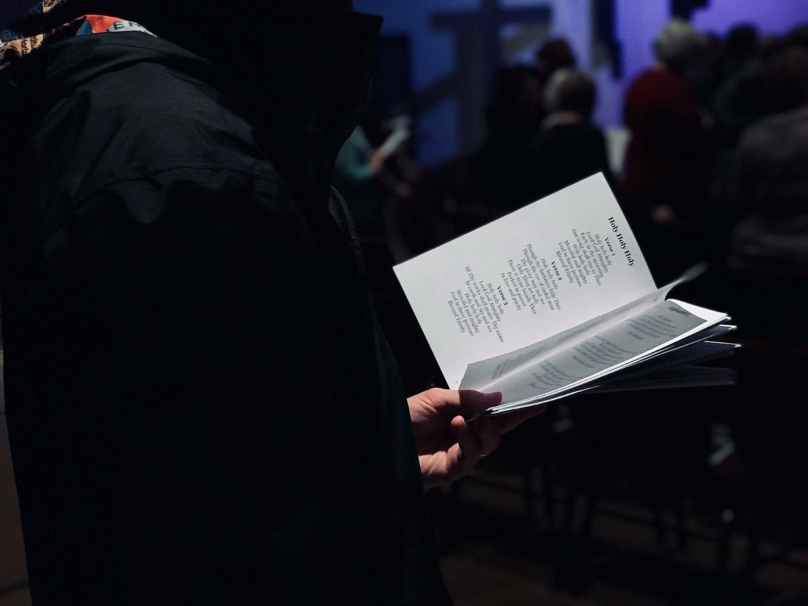 An Outsider's Impressions of the Modern Mass | New Oxford Review